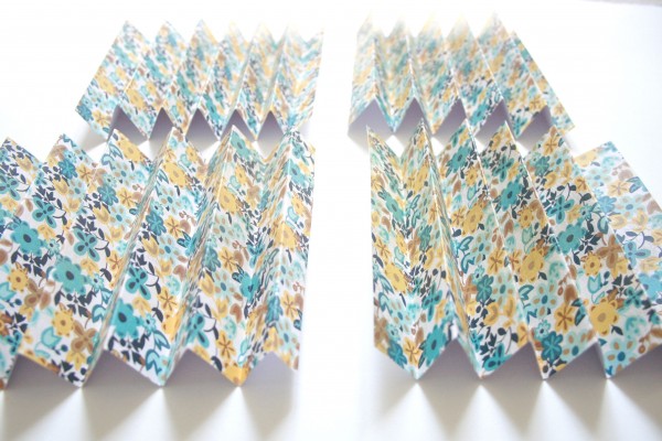 A DIY Paper Pinwheel Tutorial - Dream Green DIY