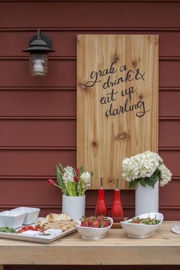 DIY Calligraphy Patio Sign + A Free Printable - Dream Green DIY