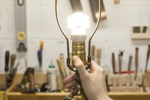 How To Rewire a Second Hand Lamp - Dream Green DIY