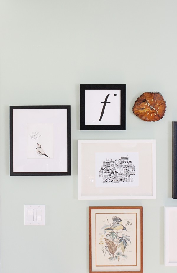 6 Ways To Style Framed Art - Dream Green DIY