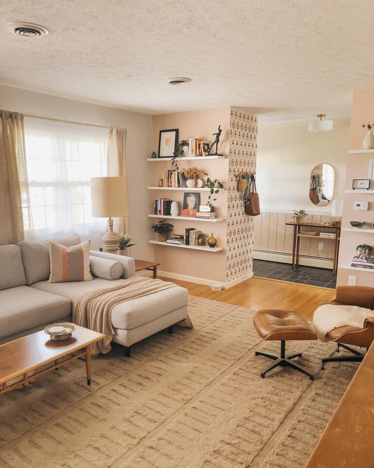 Floating Shelf Styling Tips And Tricks - Dream Green DIY