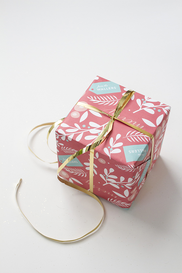 Holiday Paper Wrap Up #7 // Jingle Bells - Dream Green DIY