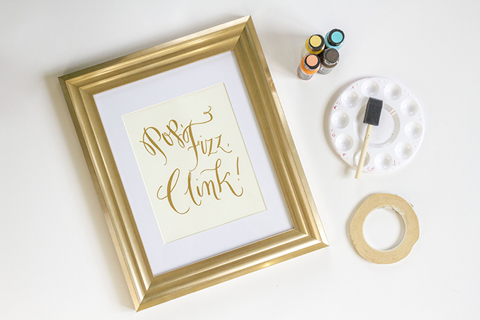 DIY Geometric Painted Mat // DecoArt - Dream Green DIY