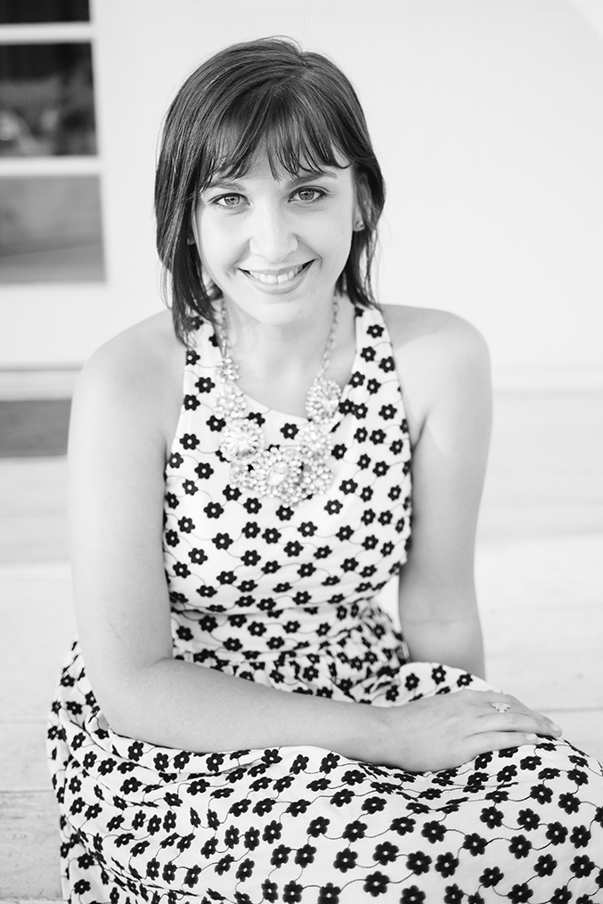 Career Contessa Portrait Session With Joanne Pio - Dream Green DIY