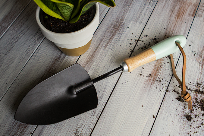 DIY Painted Dipped Garden Tools