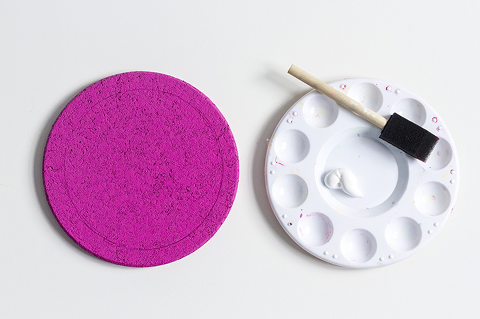 IKEA Hack: Cork Trivets to Painted Photo Frames - Dream Green DIY