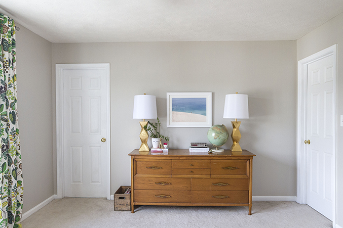 How To Neutralize A Bedroom For Resale