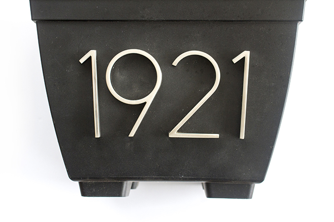 DIY House Numbers Planter | Dream Green DIY