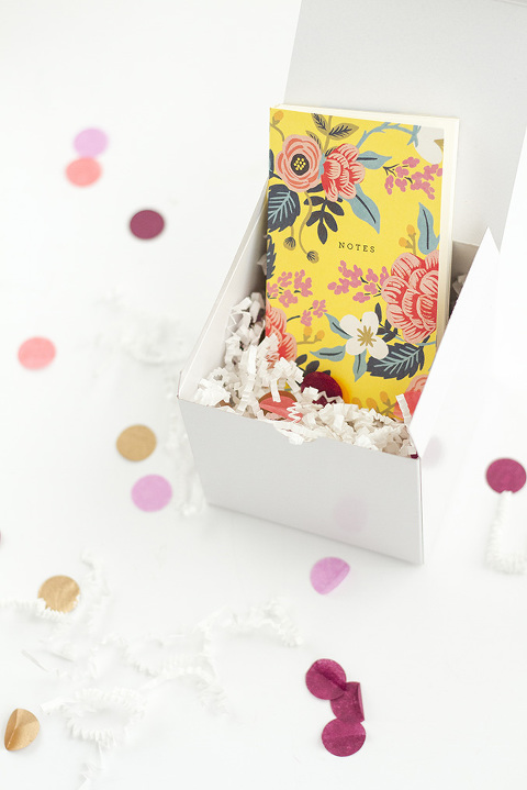 10-Minute DIY Doodle Gift Boxes - Dream Green DIY