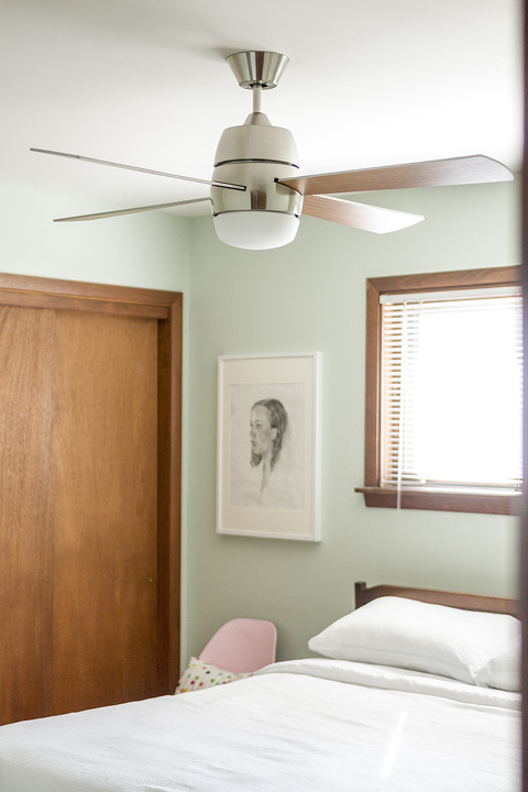 Retro Revival: Mid-Century Inspired Ceiling Fan - Dream Green DIY