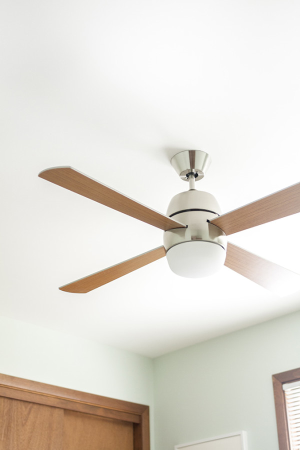 Retro Revival: Mid-Century Inspired Ceiling Fan - Dream Green DIY