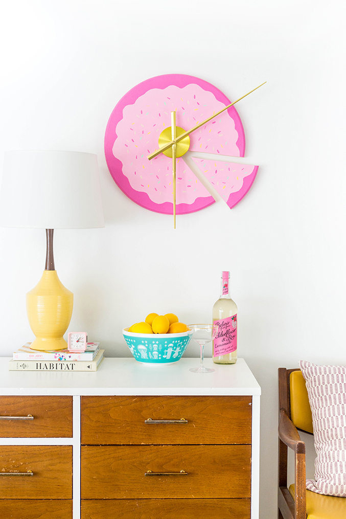 DIY Sliced Cake Wall Clock - Dream Green DIY