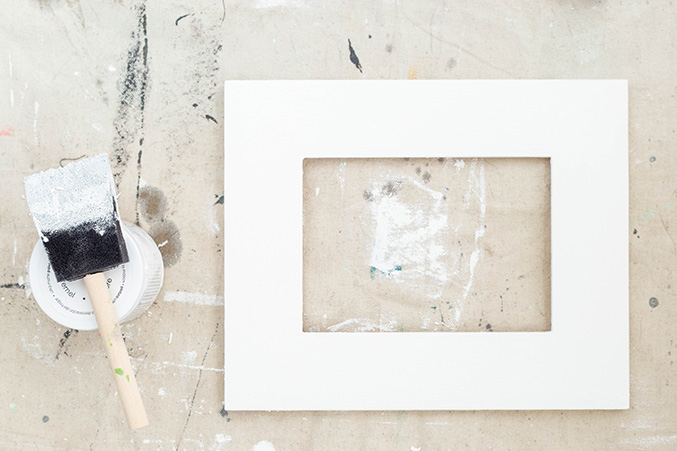 DIY Painted Frame Inspired By Miami's Wynwood Walls - Dream Green DIY