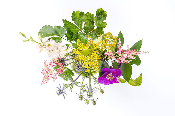 This Week's 2-Day To-Do: Style With Fresh Flowers - Dream Green DIY