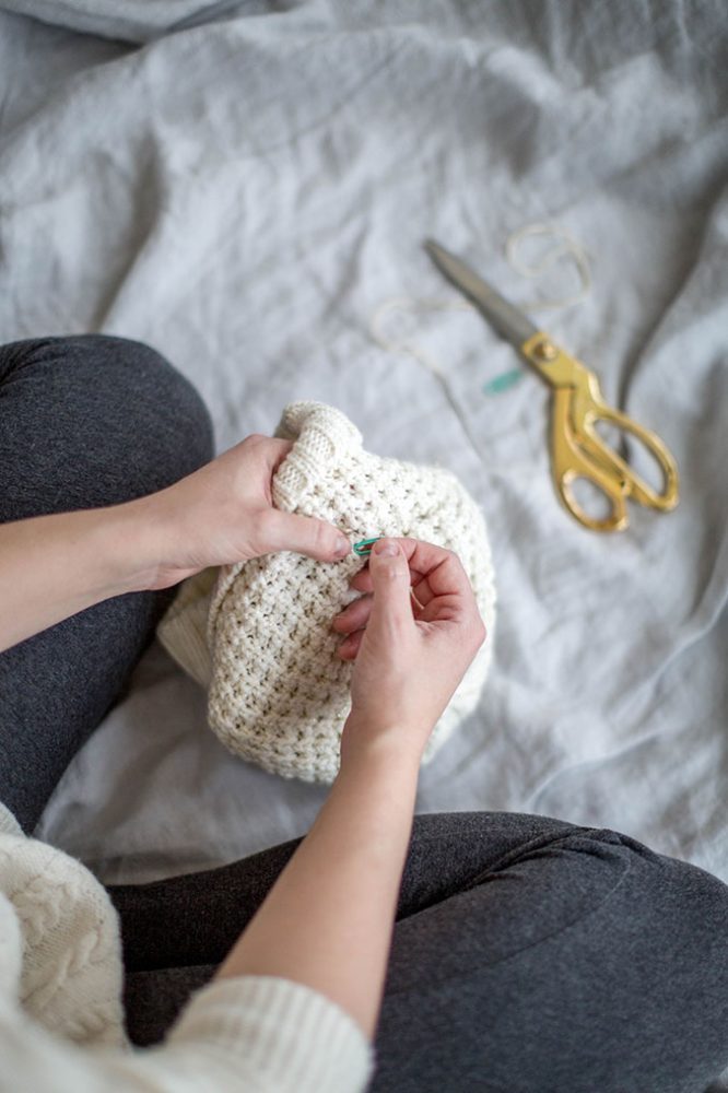 Soothe Your Migraine With A DIY Beanie Ice Pack - Dream Green DIY