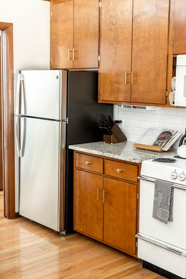 Brand New Brass Hardware In Our Mid-Century Kitchen - Dream Green DIY