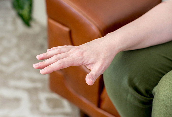 At-Home Exercises To Relieve Wrist Pain - Dream Green DIY