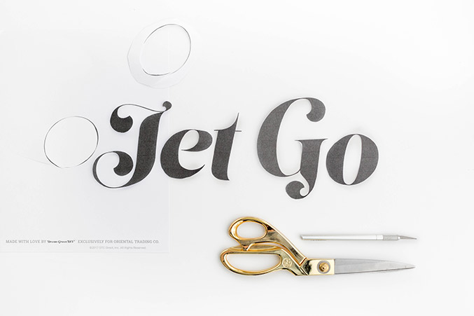 How To Make A Giant DIY Typography Art Print - Dream Green DIY