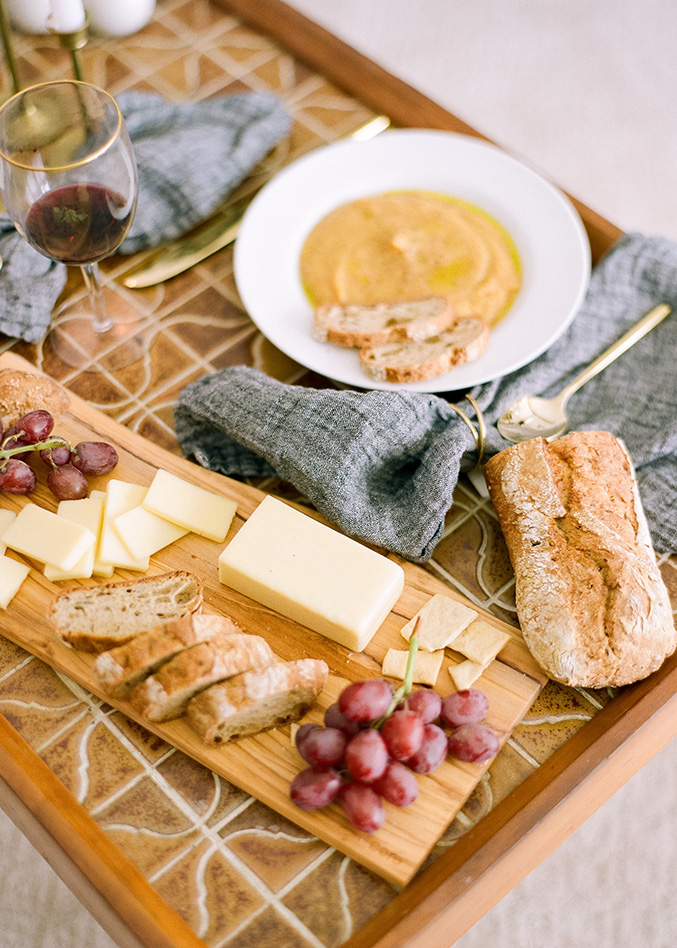 An At-Home Thanksgiving Picnic For Two - Dream Green DIY