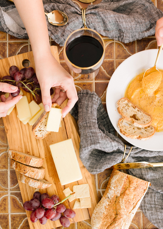 An At-Home Thanksgiving Picnic For Two - Dream Green DIY