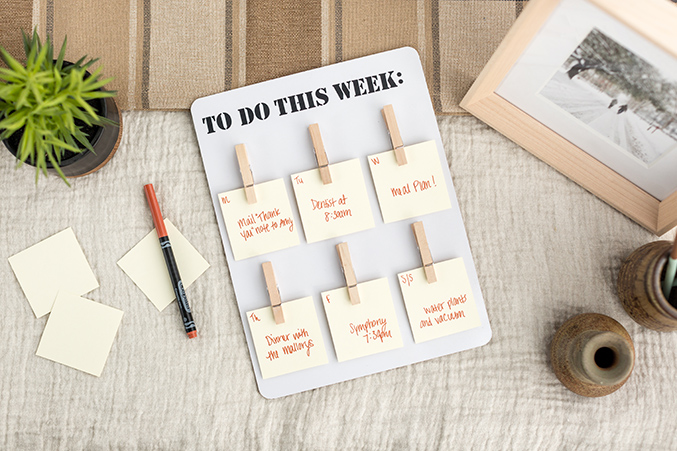 DIY "Days Of The Week" To-Do List Calendar - Dream Green DIY