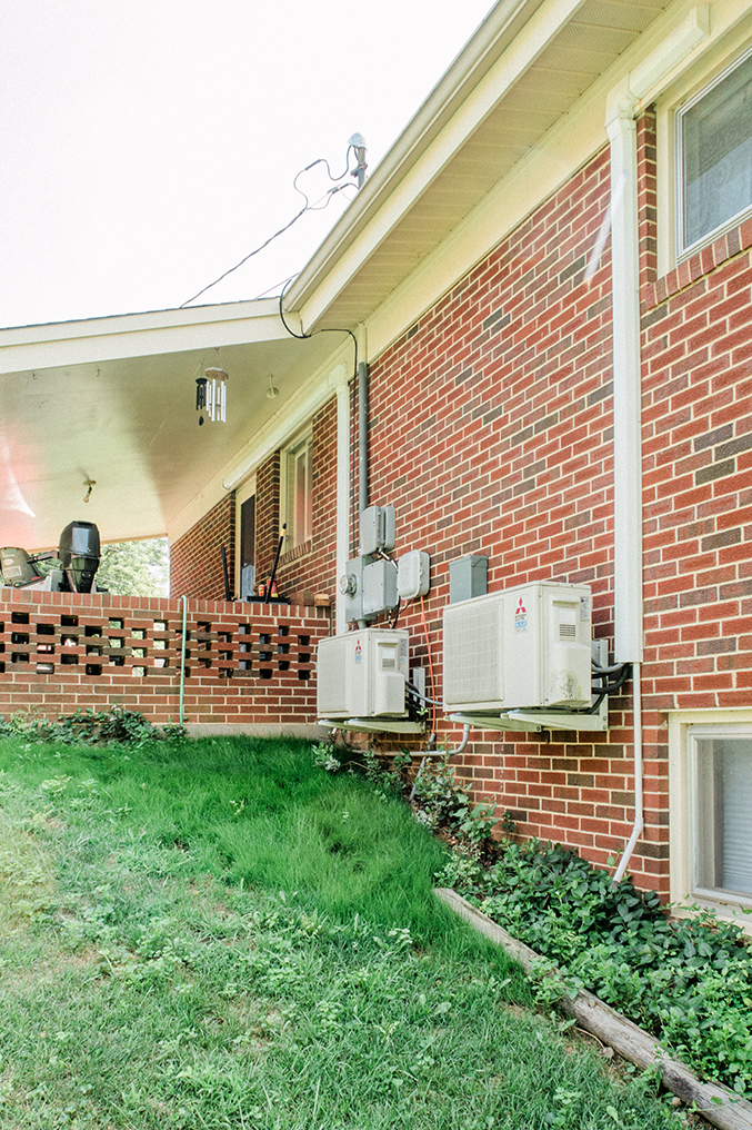 A Few House Updates & Repairs - Dream Green DIY