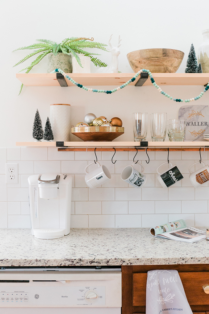 DIY Custom Photo Mug Rail For The Kitchen - Dream Green DIY