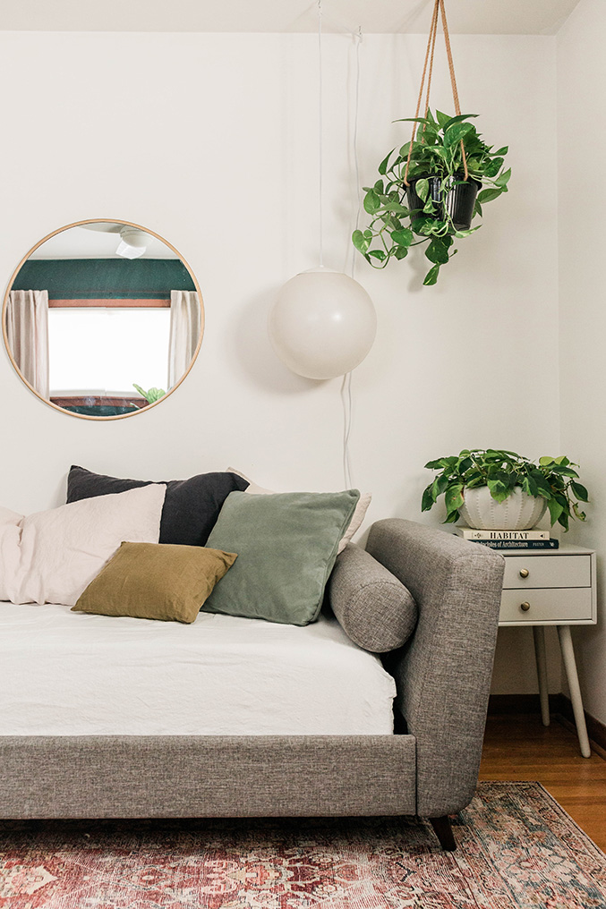 Tour Our Guest Room 'Make-UNDER' - Dream Green DIY