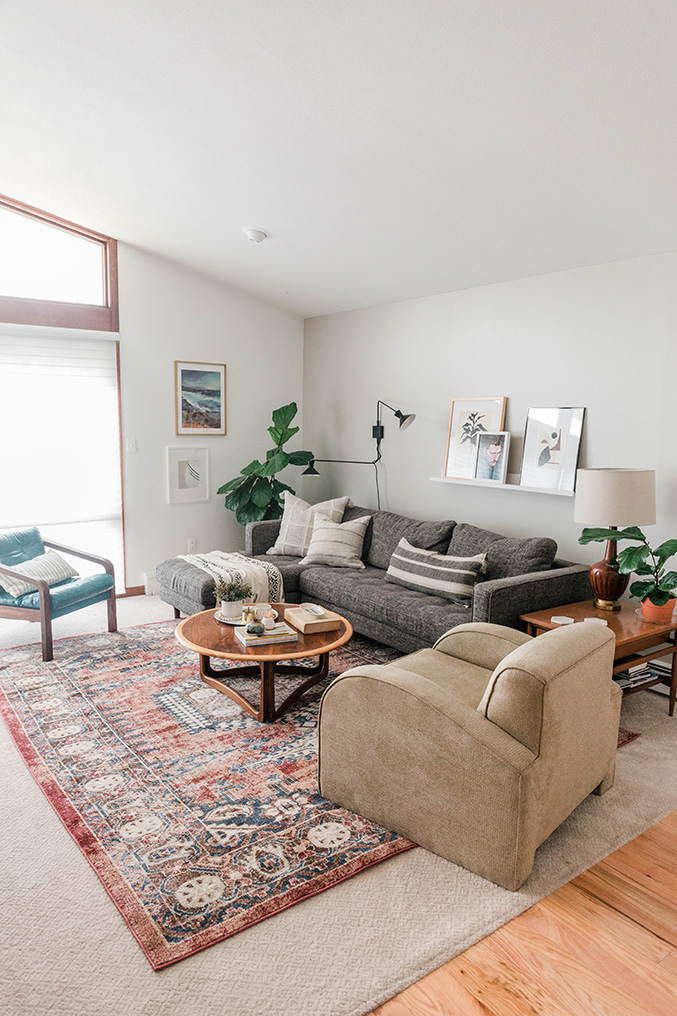 Color-Coordinating Around A Rug - Dream Green DIY