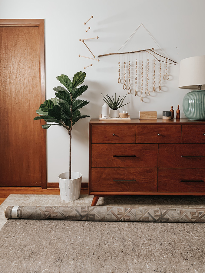 Layering Rugs Using A Rug Pad - Dream Green DIY