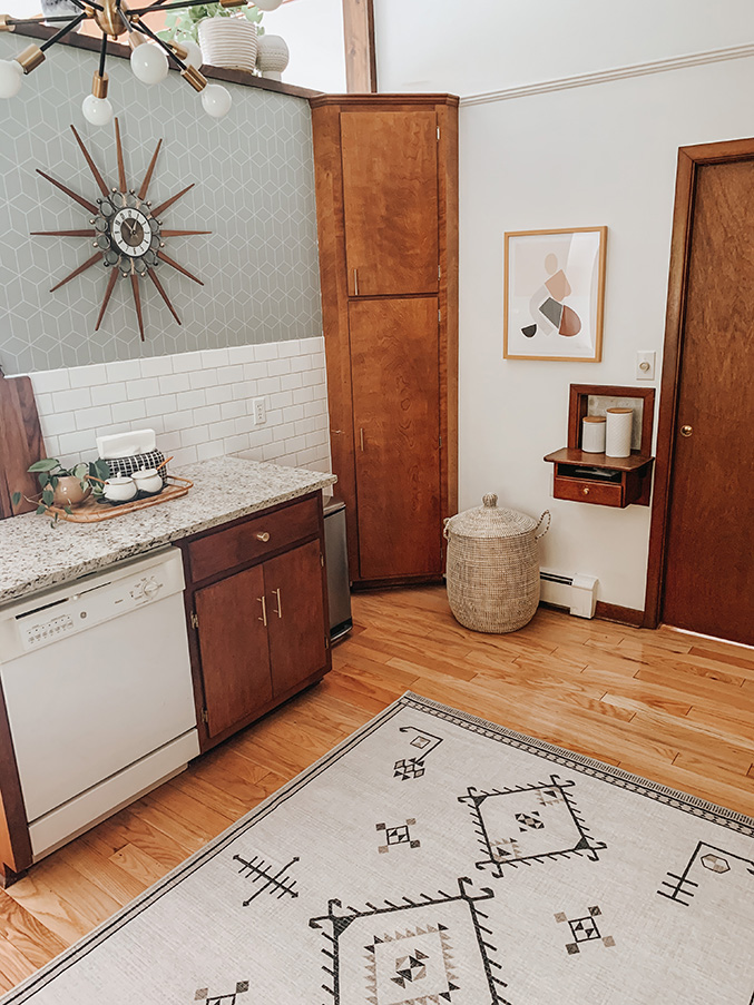 Our New (Washable!) Kitchen Rug - Dream Green DIY