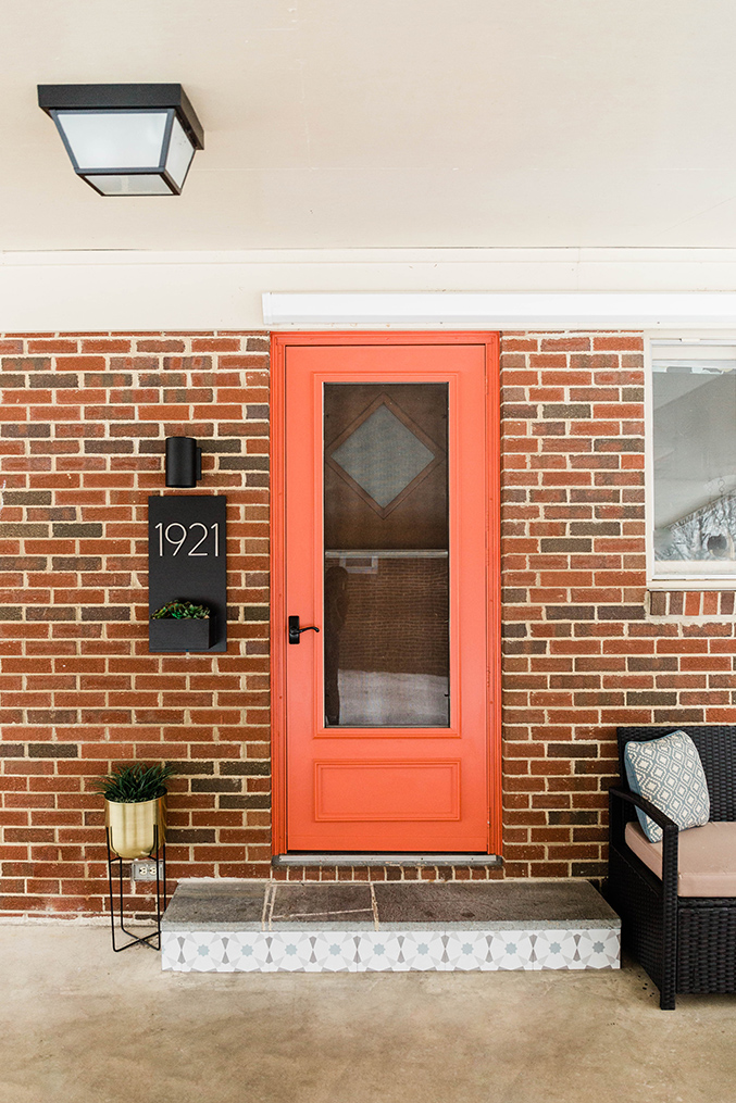 Our DIY Side Door Entry Makeover - Dream Green DIY