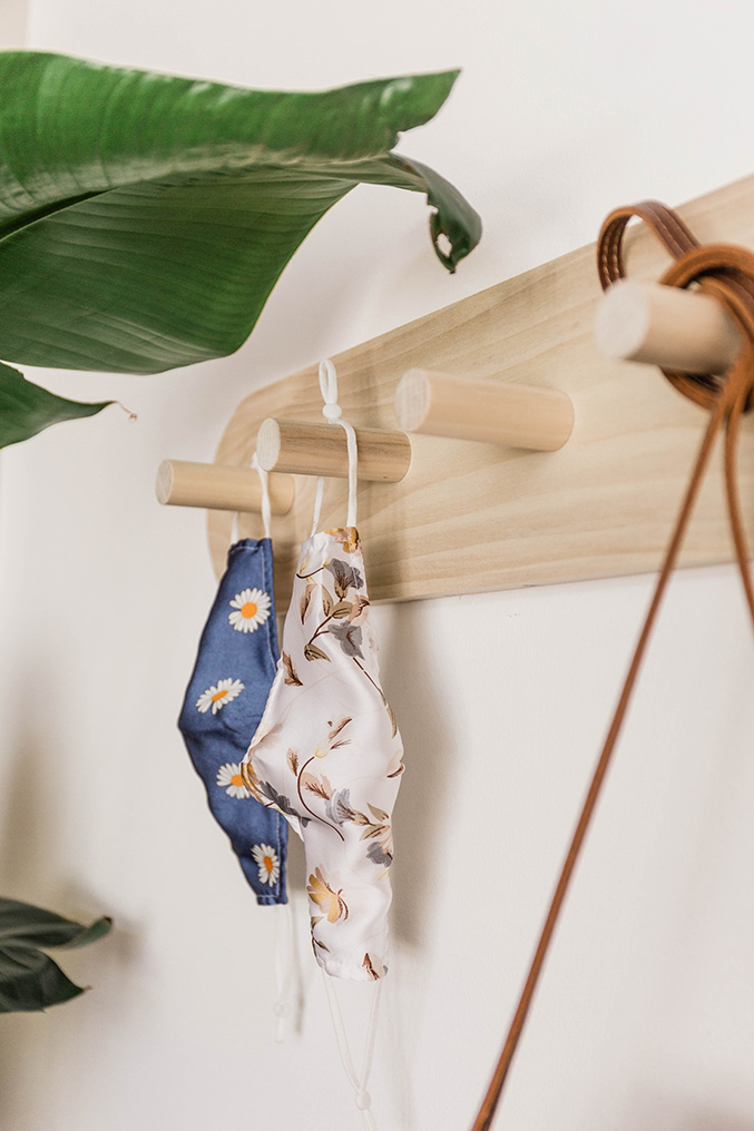 DIY Dowel Rod Face Mask Holder - Dream Green DIY