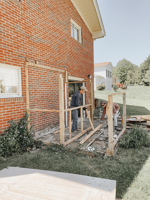 How to Build a DIY Platform Deck - Dream Green DIY