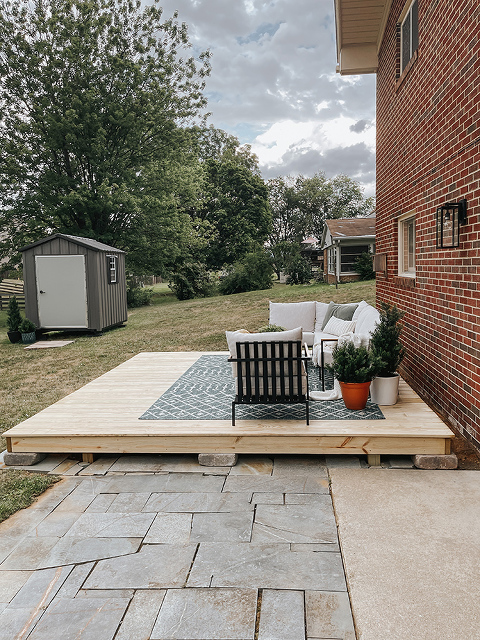 How to Build a DIY Platform Deck - Dream Green DIY