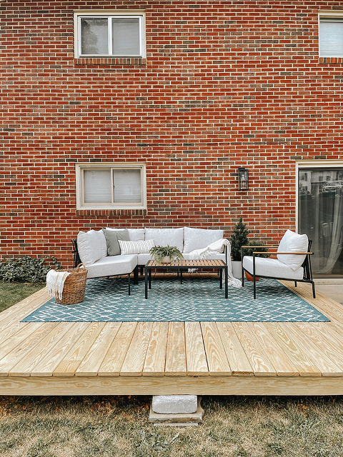 How to Build a DIY Platform Deck - Dream Green DIY