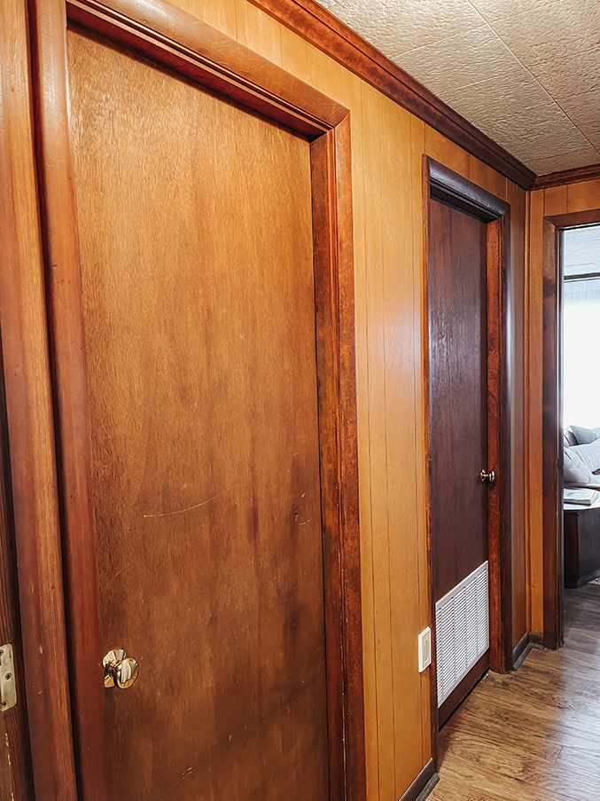 Turn A Dated Hall Into A Stylish Haven - Dream Green DIY