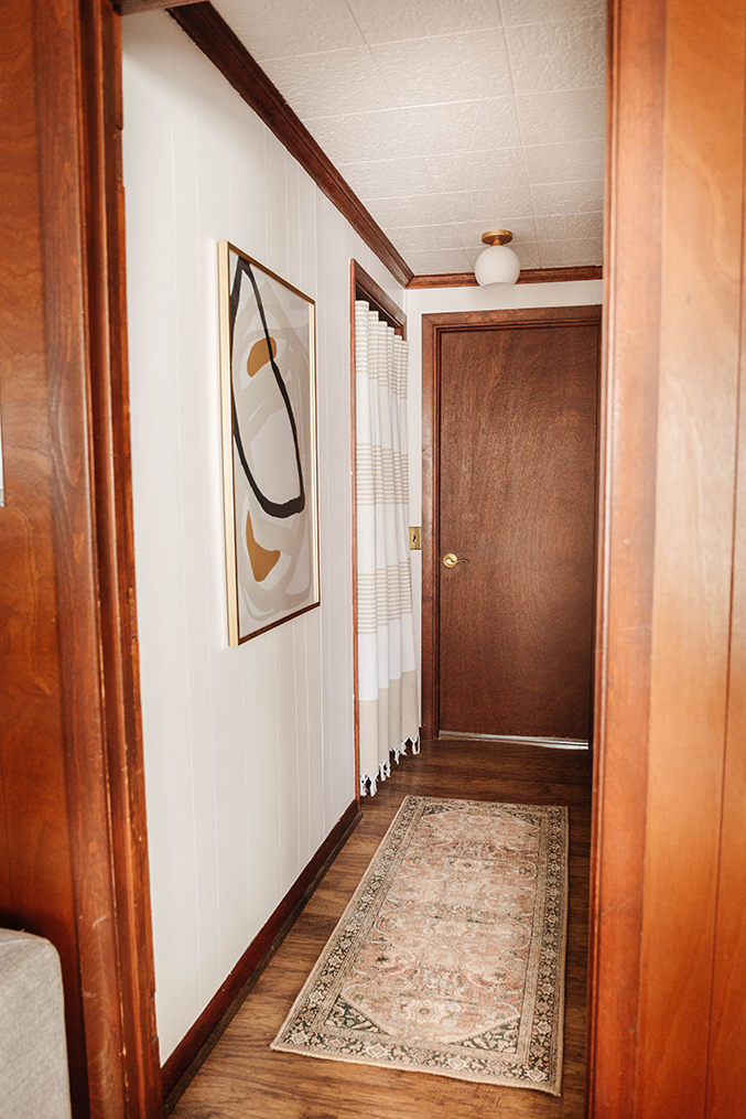 Turn A Dated Hall Into A Stylish Haven - Dream Green DIY