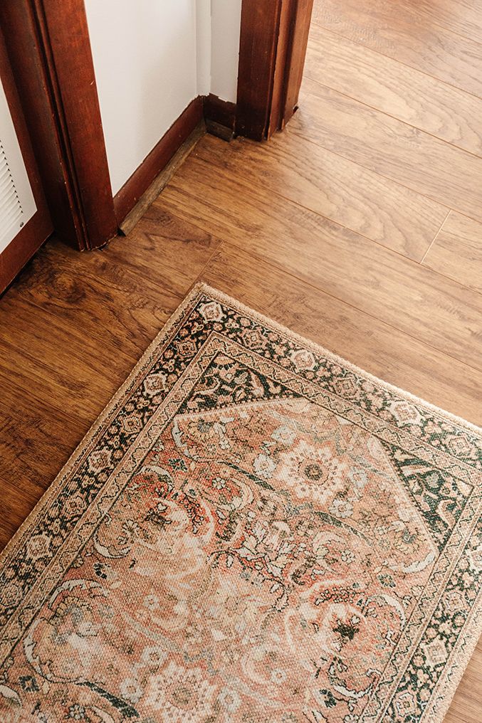 Turn A Dated Hall Into A Stylish Haven - Dream Green DIY