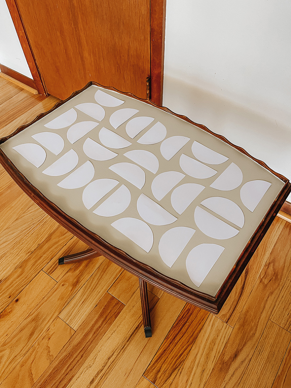 DIY Painted Wood Side Table Makeover - Dream Green DIY