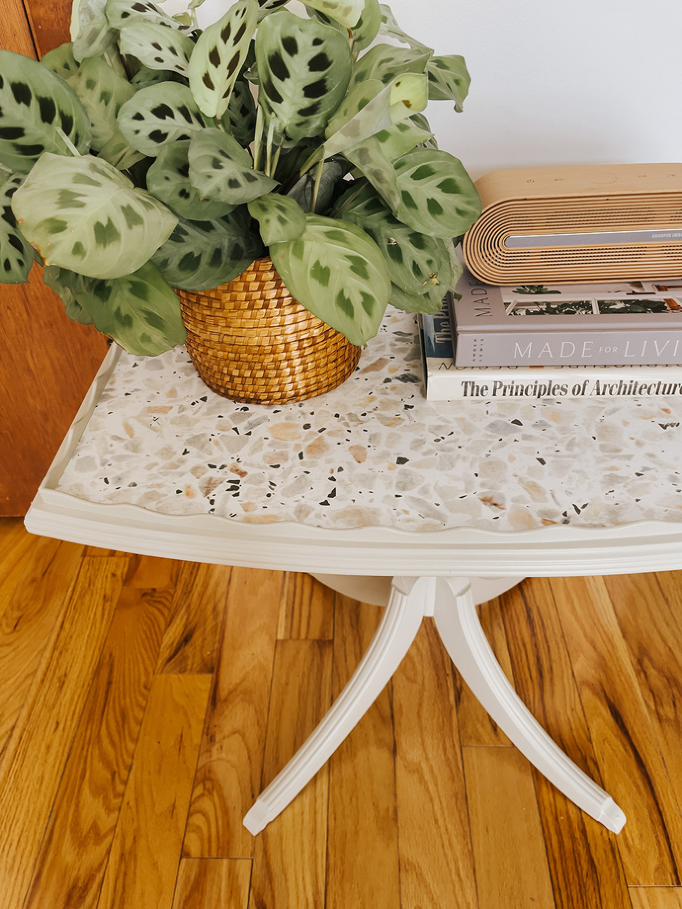 DIY Painted Wood Side Table Makeover - Dream Green DIY