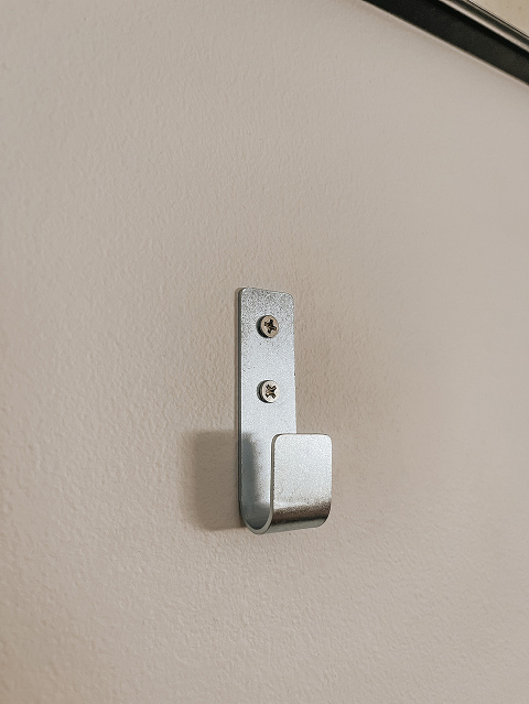 How To Hang A TV Like Framed Art - Dream Green DIY