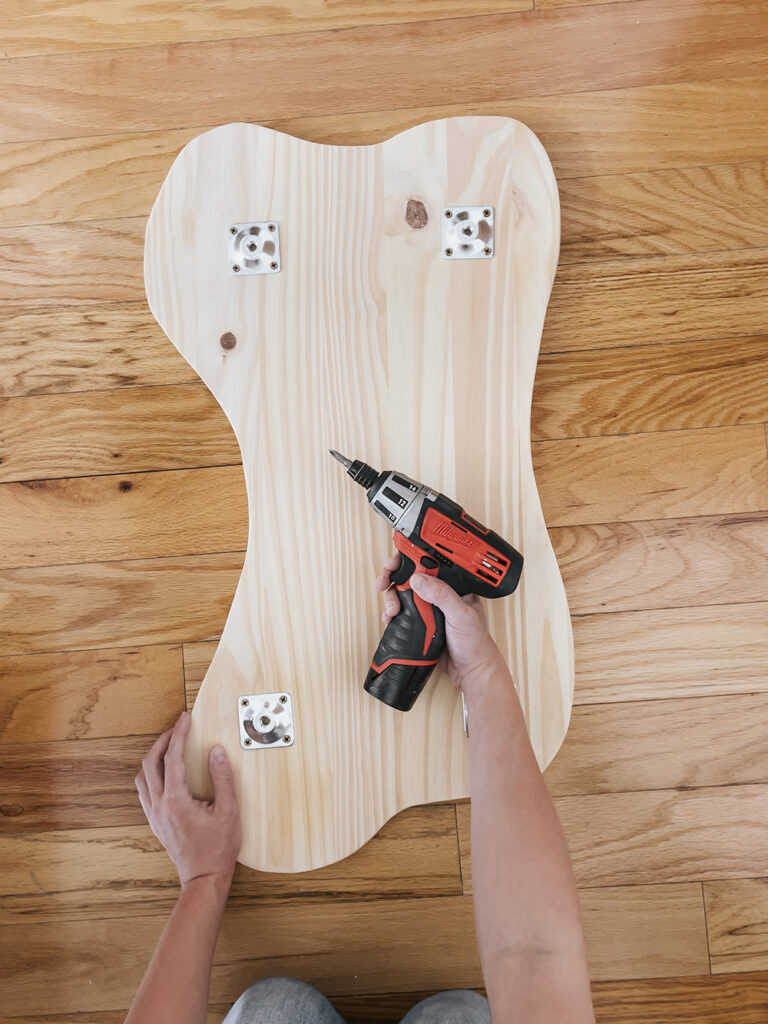 DIY Curved Edge Side Table Project - Dream Green DIY