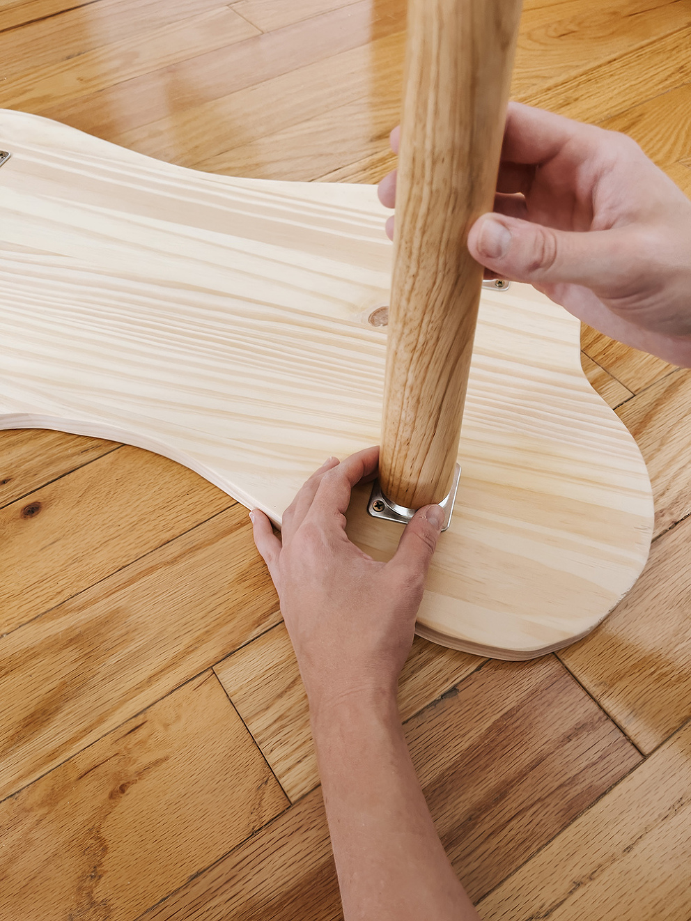 DIY Curved Edge Side Table Project - Dream Green DIY