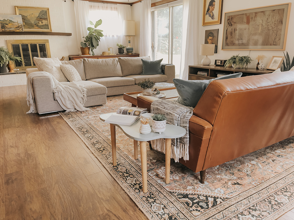 DIY Curved Edge Side Table Project - Dream Green DIY