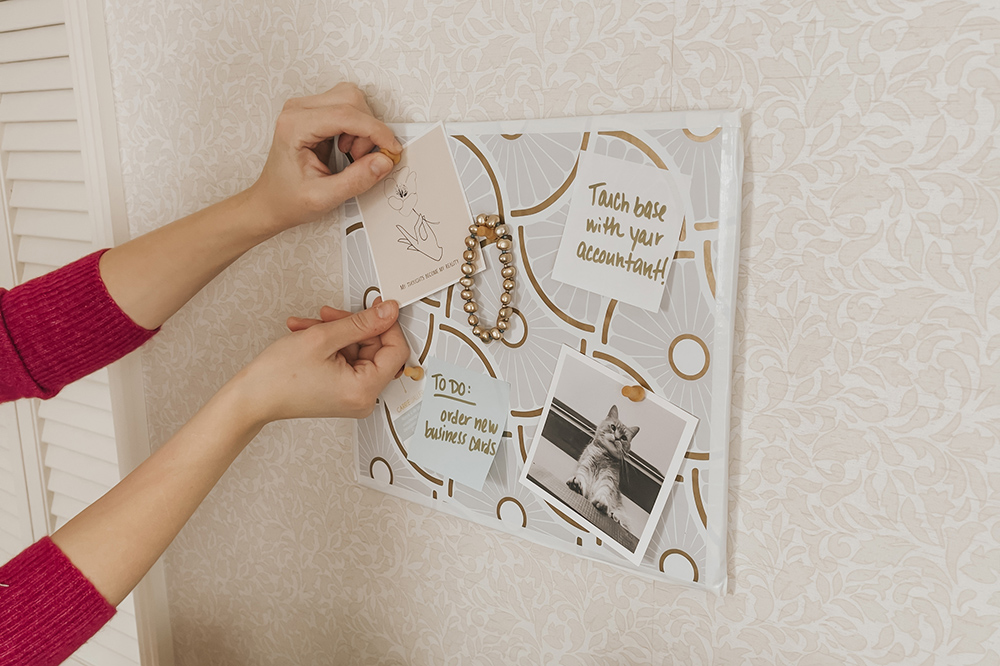 DIY Recycled Cardboard Pin Board - Dream Green DIY