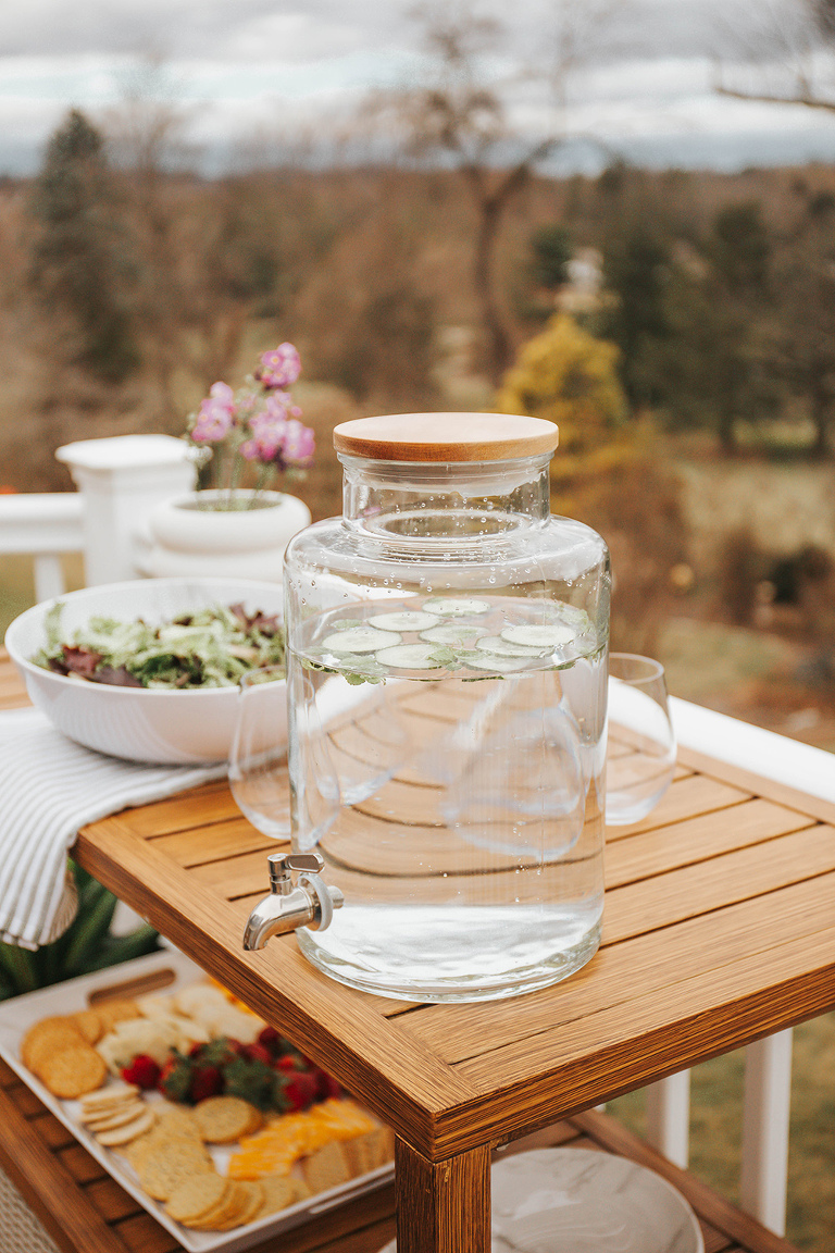 5 Tips For Outdoor Spring Dining - Dream Green DIY