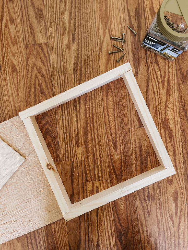 DIY Faux Marble Plinth Side Table - Dream Green DIY