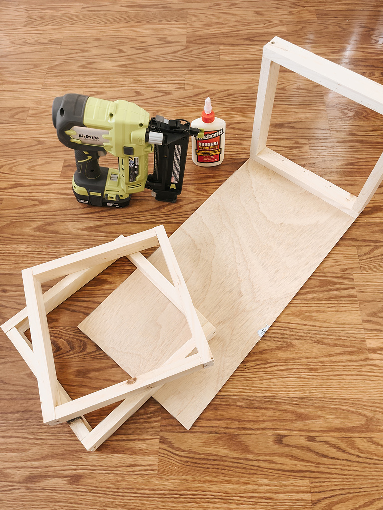 DIY Faux Marble Plinth Side Table - Dream Green DIY
