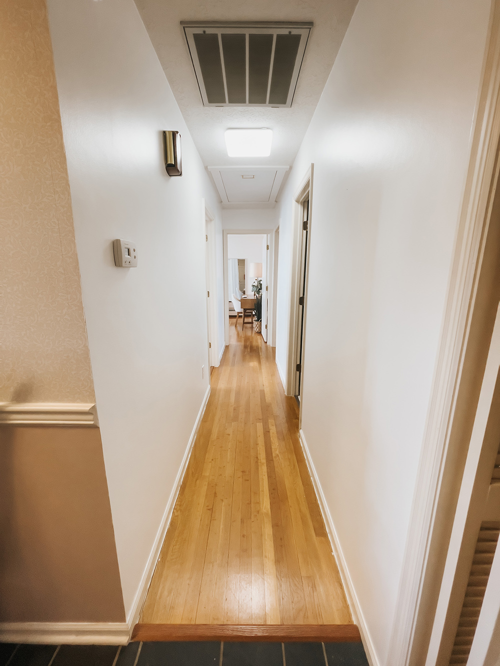 Renter-Friendly Hallway Makeover Hacks - Dream Green DIY